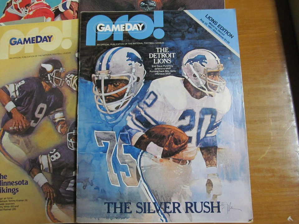 Lot of 6 Pro Magazines Football Program 1981 Lions Miami Chicago and ...