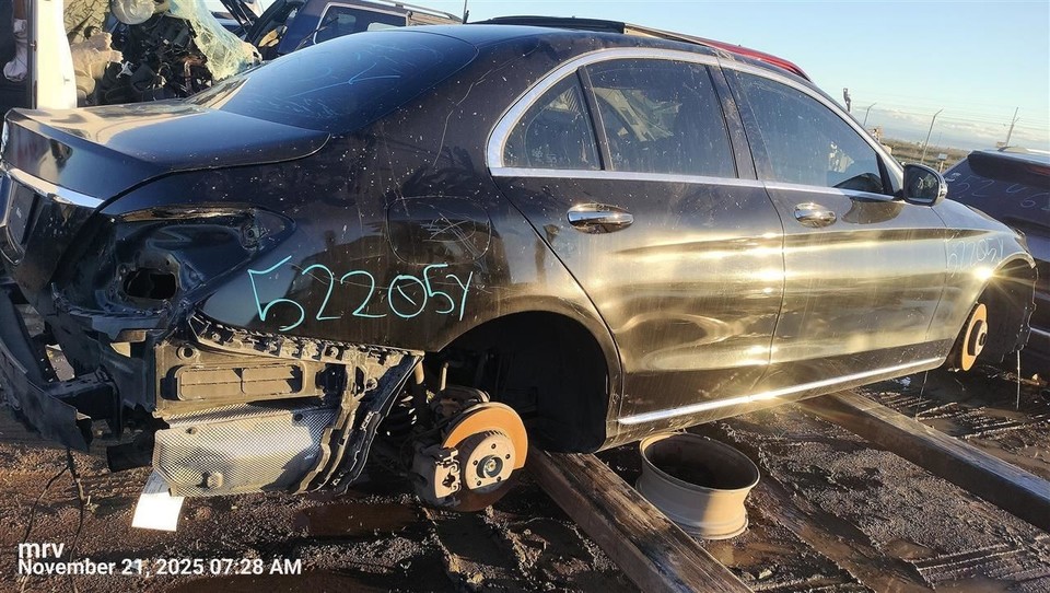 LEFT FRONT SPINDLE KNUCKLE 2053322100 2015-2023 MERCEDES-BENZ C300 | eBay