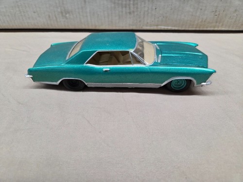 Built and Painted AMT ERTL 1965 Buick Riviera Hardtop Model Kit 65 ...