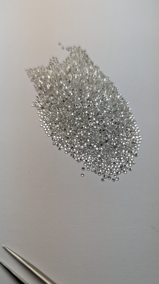 Loose Lab Grown CVD Diamonds 2 MM E VS1 Clarity 29 pieces lot Total 1 ...