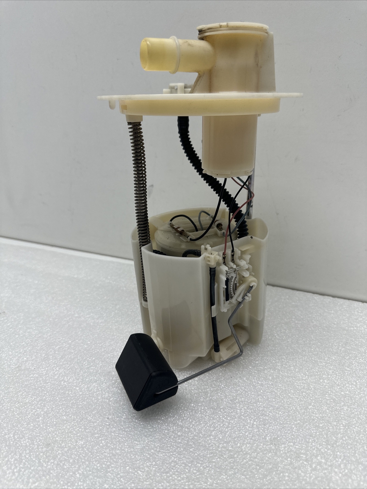 Fuel Pump Assembly Fits 04-08 Toyota Corolla 77020-02180 for sale ...