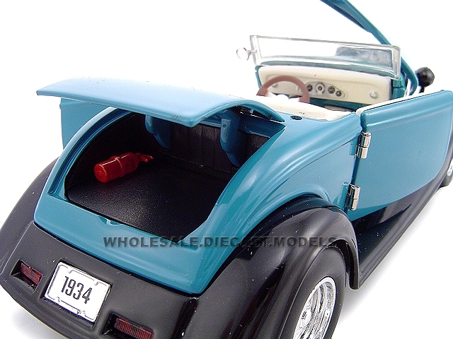 1934 FORD CUSTOM CONVT. 1:24 BLUE DIECAST MODEL CAR BY UNIQUE REPLICAS ...