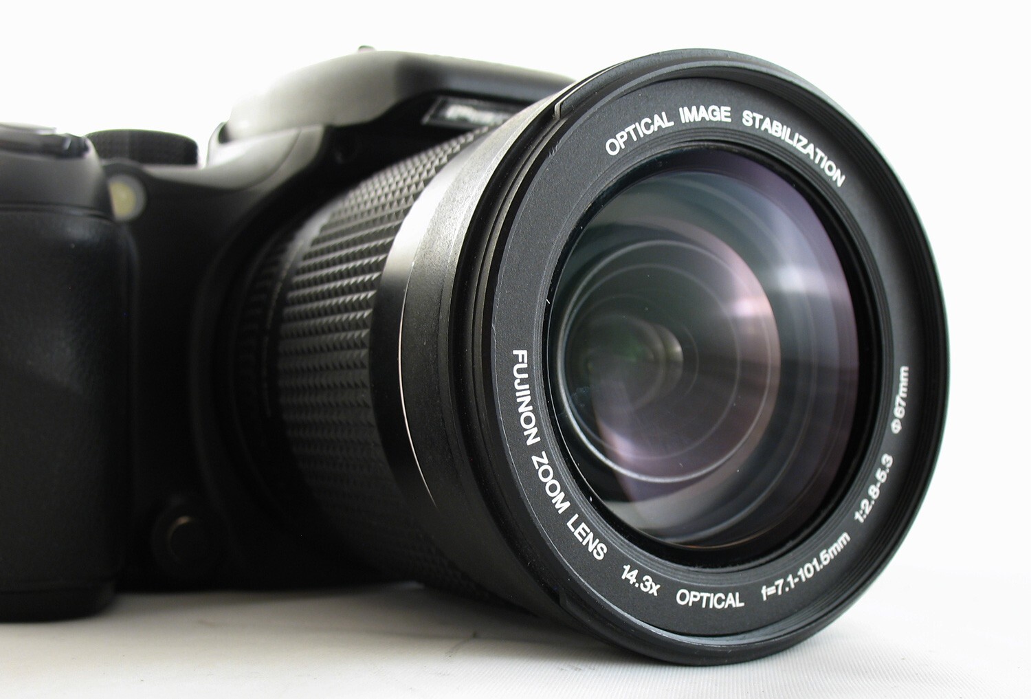 Fuji FinePix S100FS DSLR style Digital Bridge Camera 11MP 14x 28-400mm ...