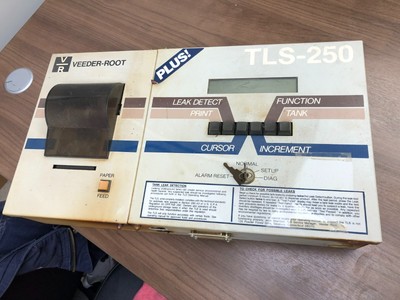 Vtg Veeder Root Plus! TLS-250 784190-122 w/ keys for parts or repair S ...