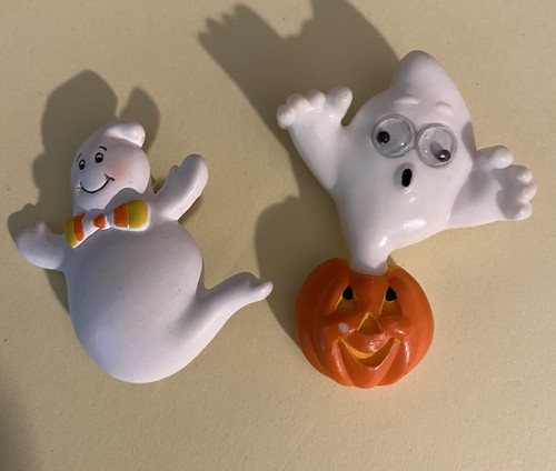 Goggle Eye Ghost in Pumpkin Hallmark Halloween Pin + Ghost w Bow Tie ...