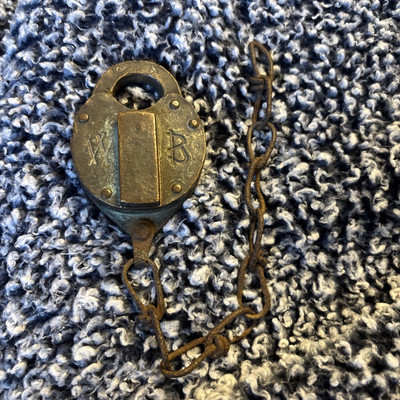 ANTIQUE BRASS HEART SHAPED LOCK DE CO. ENGRAVED | eBay