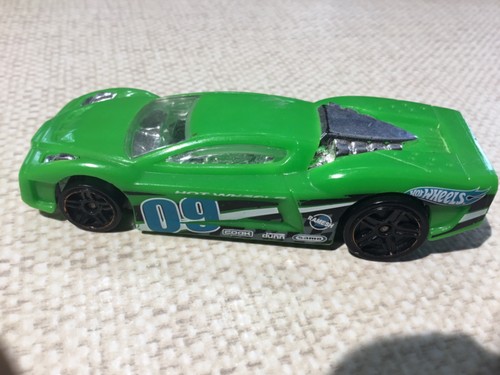 Hot wheels Acceleracers Reverb Vertical Velocity 09 Green 2013 | eBay