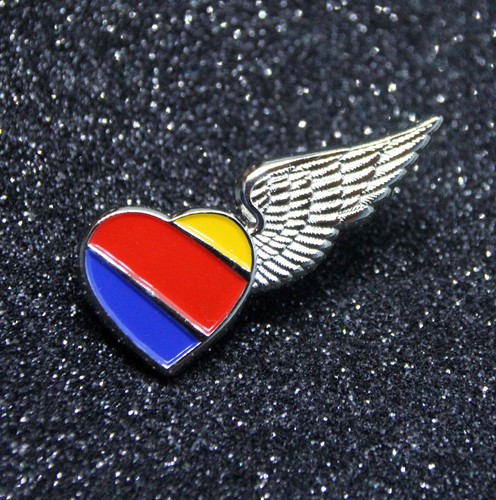 WING Pin SOUTHWEST AIRLINES Heart HALF - WINGS metal for Pilot Airline ...