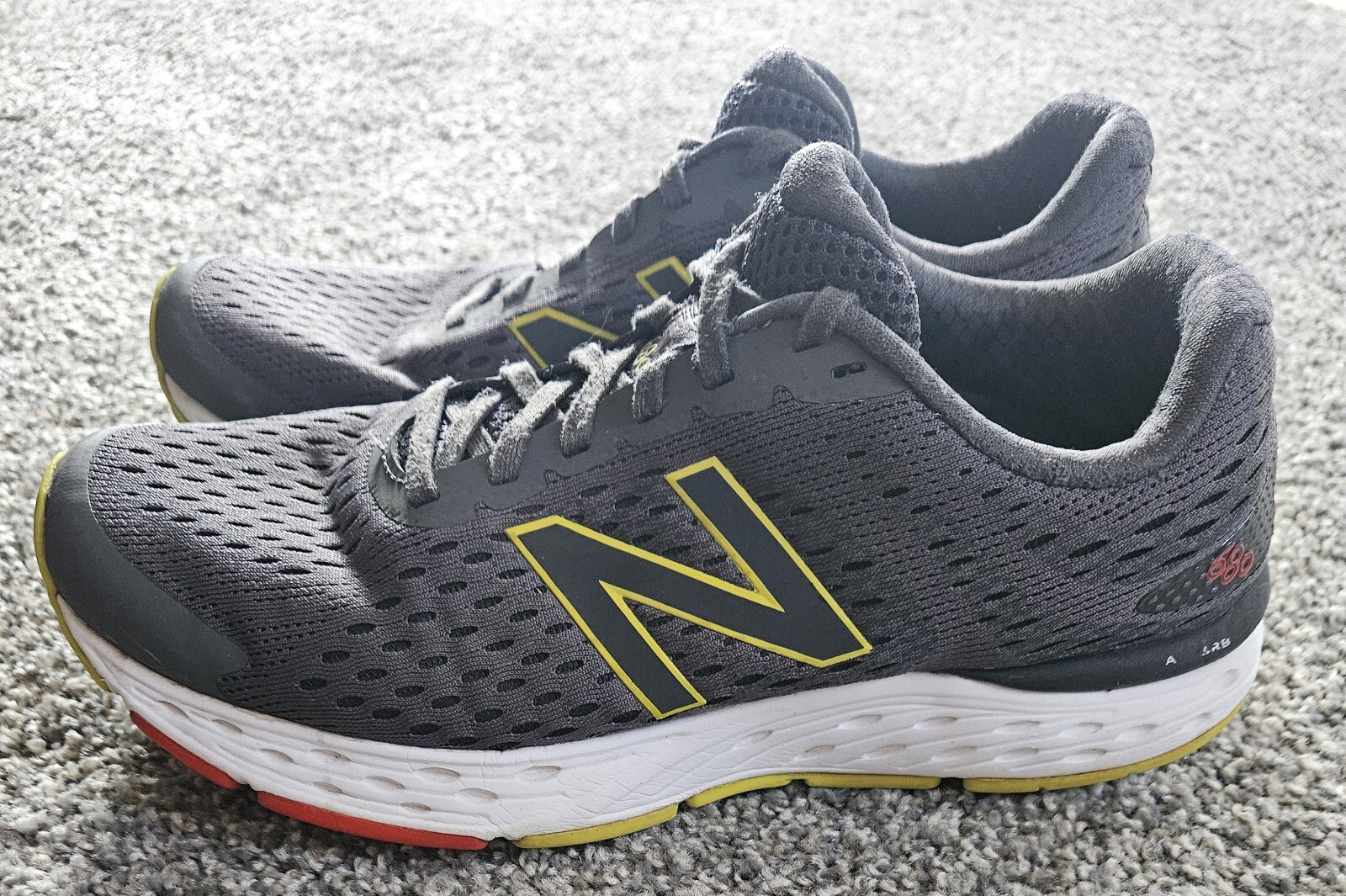 New Balance Sneakers 680v6 Magnet Phantom Running M68… - Gem