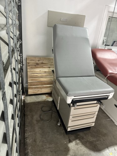 midmark 404 exam Table | eBay