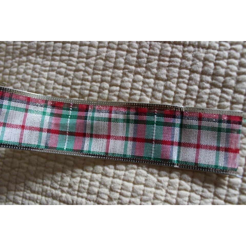 24 feet / 8 yards. Red & Green Plaid Checked Wired Ribbon w Gold Edges ...