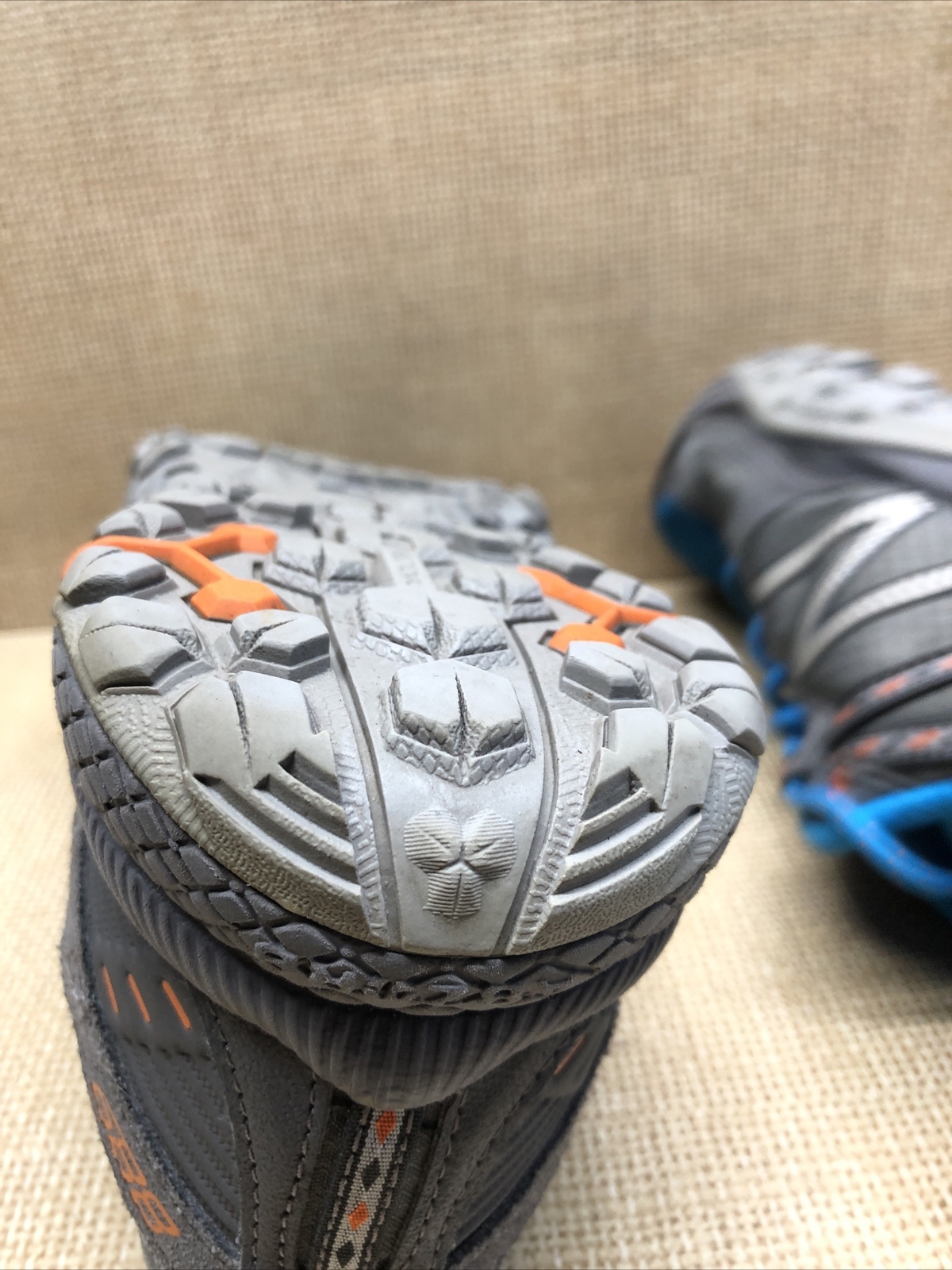 NEW BALANCE 889 MultiSport Vibram Soles Women SZ10 Tr… - Gem