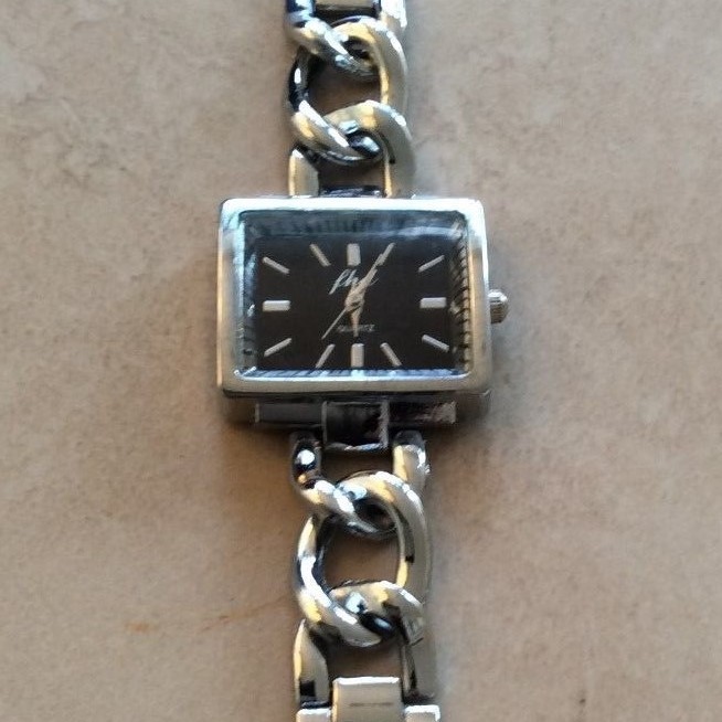 FHD Silver Women's Watch Rectangle Black Dial on Silver Chain Linked ...