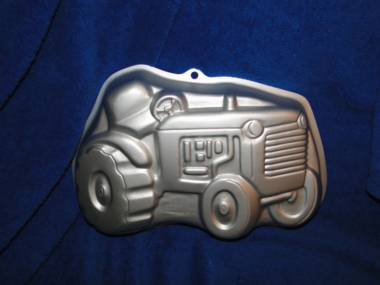 New Vintage Wilton TRACTOR Cake Pan 2105-2063 | eBay