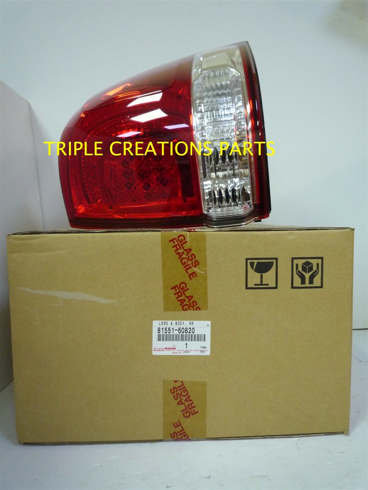 GENUINE OEM TOYOTA LENS & BODY, REAR COMBINATION LAMP, RH 81551-60820 ...