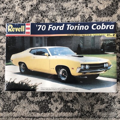 REVELL '70 FORD TORINO COBRA 1970 MODEL KIT SEALED 1:25 SCALE | eBay