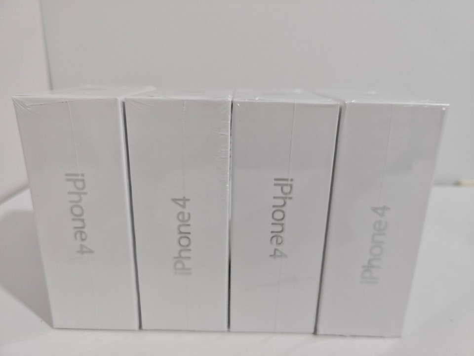 Apple iPhone 4 IOS7 4S IOS9 8/16/32GB - Unlocked Black White sealed | eBay