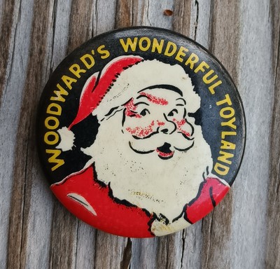 Vintage Woodward's Wonderful Toyland Celluloid Pinback Pin Button Santa ...