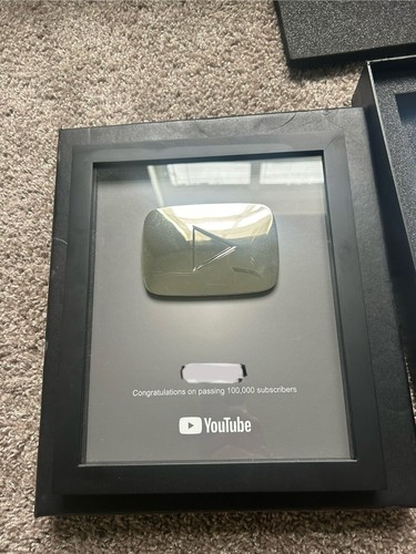 AUTHENTIC OLD SCHOOL SILVER 100,000 YouTube Play Button | eBay