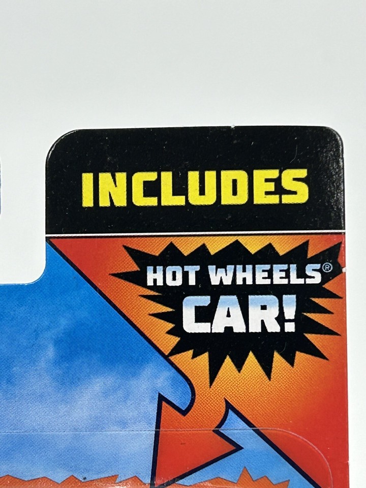 Hot Wheels Monster Trucks Hotweiler with bonus diecast car Growler | eBay