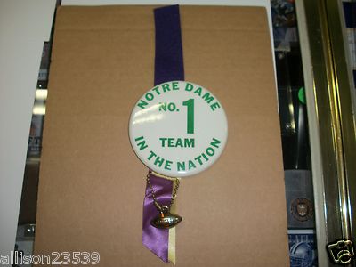 NOTRE DAME FOOTBALL PIN W/RIBBON - 1960'S - RARE | eBay