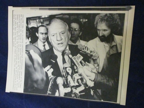 1987 NFL Strike Hugh Culverhouse NY NFL HQ conference Vintage Wire ...
