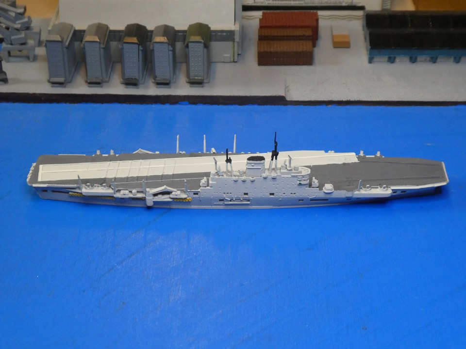 Flugzeugträger Eagle (GB) in 1:1250 Hersteller Helvetia Westphalia WEST ...