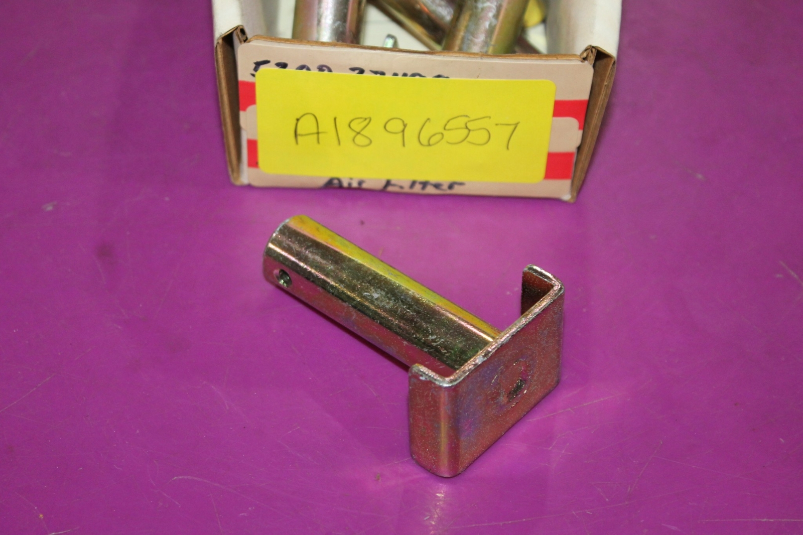 NOS Pin, Lift Rod. Part 1896557. Fits Montana 5740. | eBay