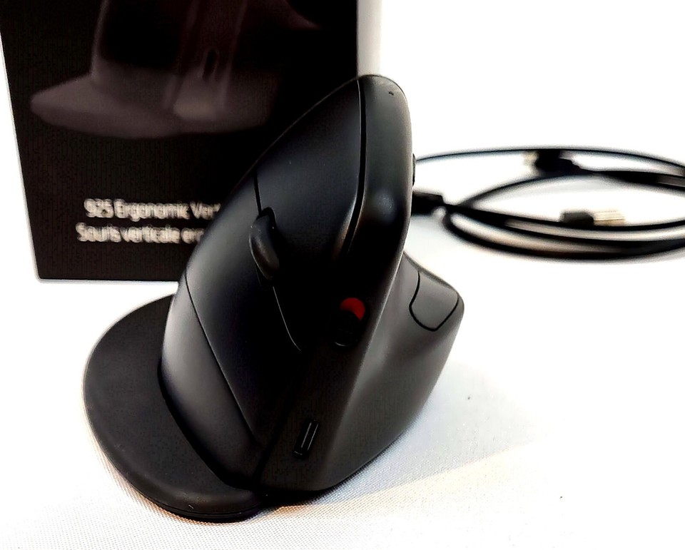 HP 920 Ergonomic Vertical Mouse Wireless Black 6H1A5AA#ABA | eBay