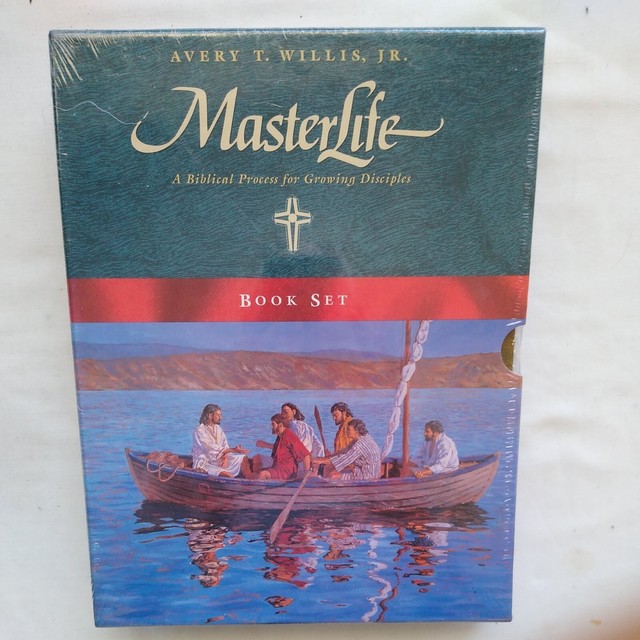 Masterlife Book Set : A Biblical Process for Growing Disciples by Kay ...