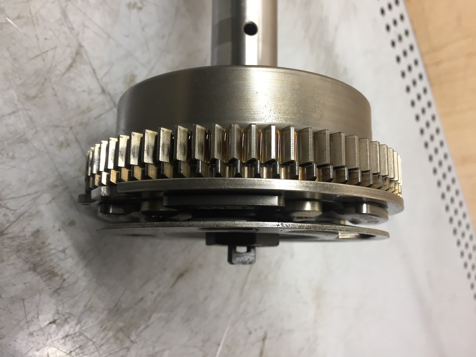 MERCEDES BENZ OEM LOWER LEFT DRIVER CYLINDER HEAD CAMSHAFT A2720510739 ...