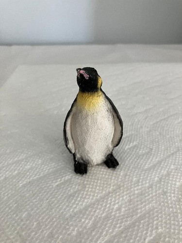 Small emperor penguin fingurine | eBay