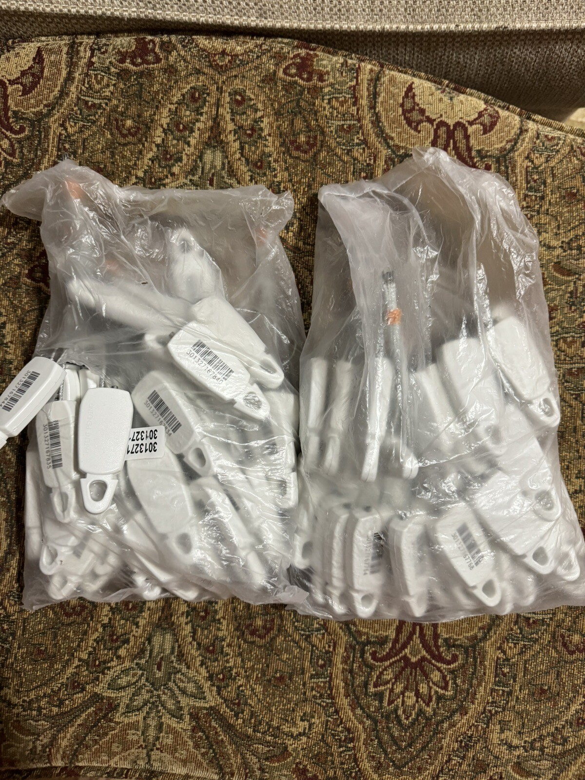 Huge Lot Of CaptureTech KeyCop White Electronic Key Tag Key Conductor ...