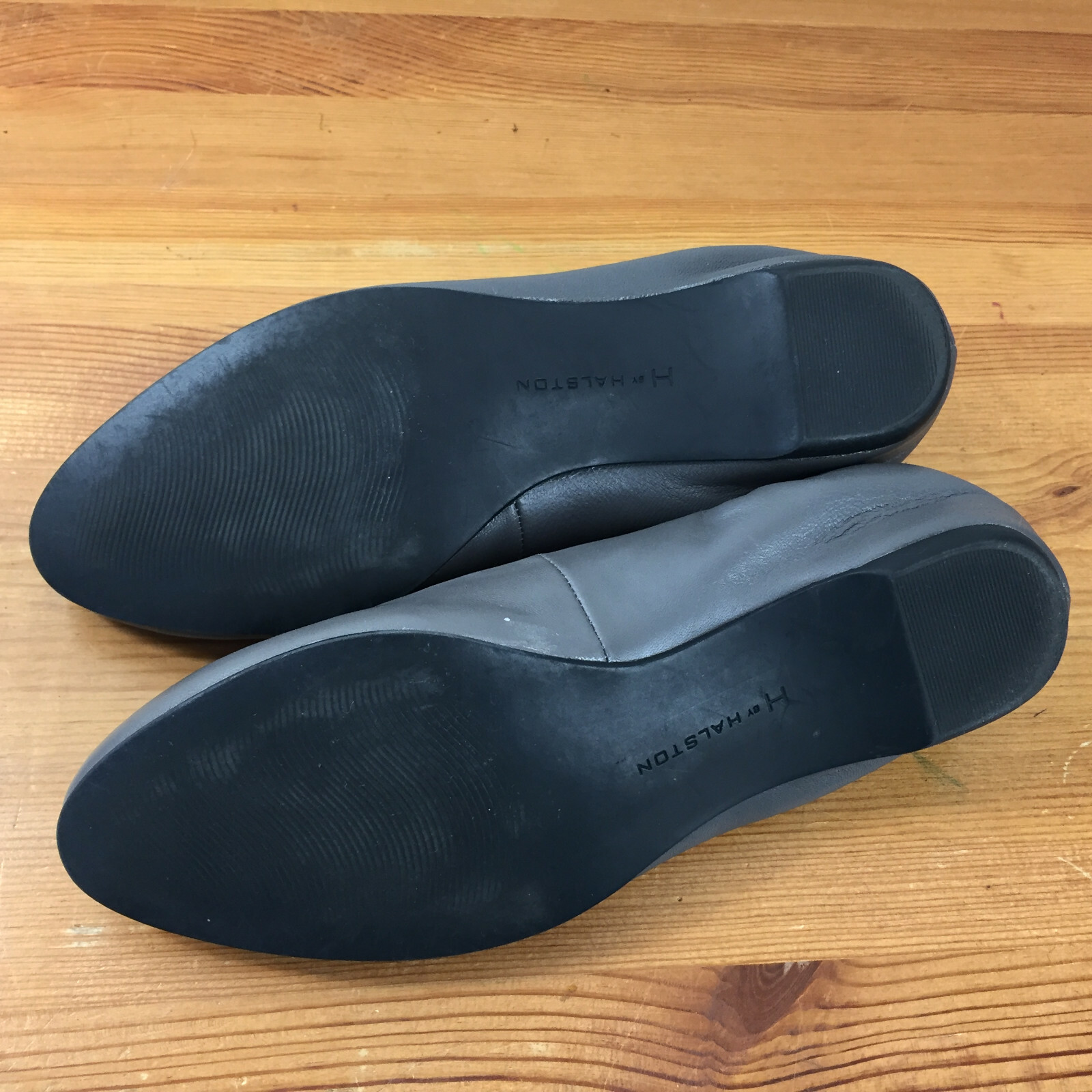 Halston 6 Stephanie Gray Ballet Flats Scrunch Euc Career Casual Comfort ...