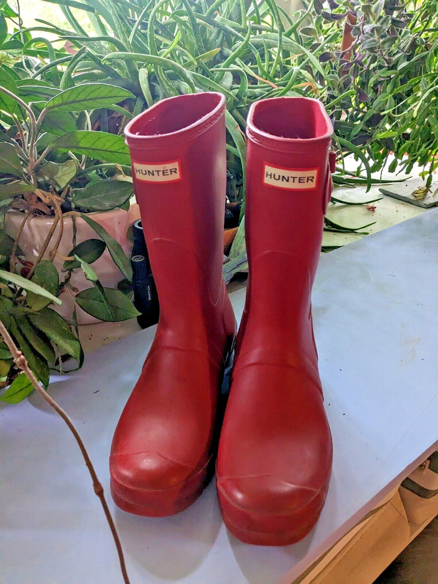 Red Hunter Boots Matte