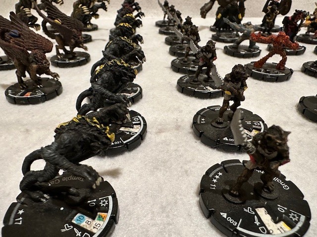 Large Lot (70) Assorted Dungeons & Dragons *D&D* Wizkids Miniatures / 2001-2003 | eBay