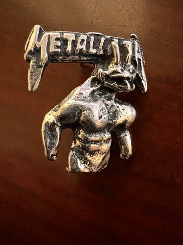 Metallica Pin Vintage Concert Memorabilia Devil Satan Badge Hat Shirt ...