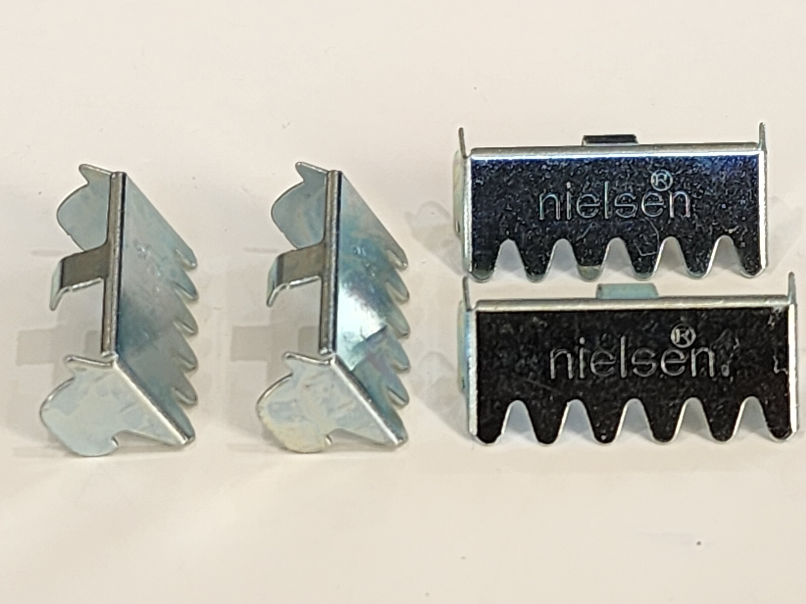 Notched Hanger, Metal Aluminum Frame Hardware, Nielsen® Brand, 10 Pack ...