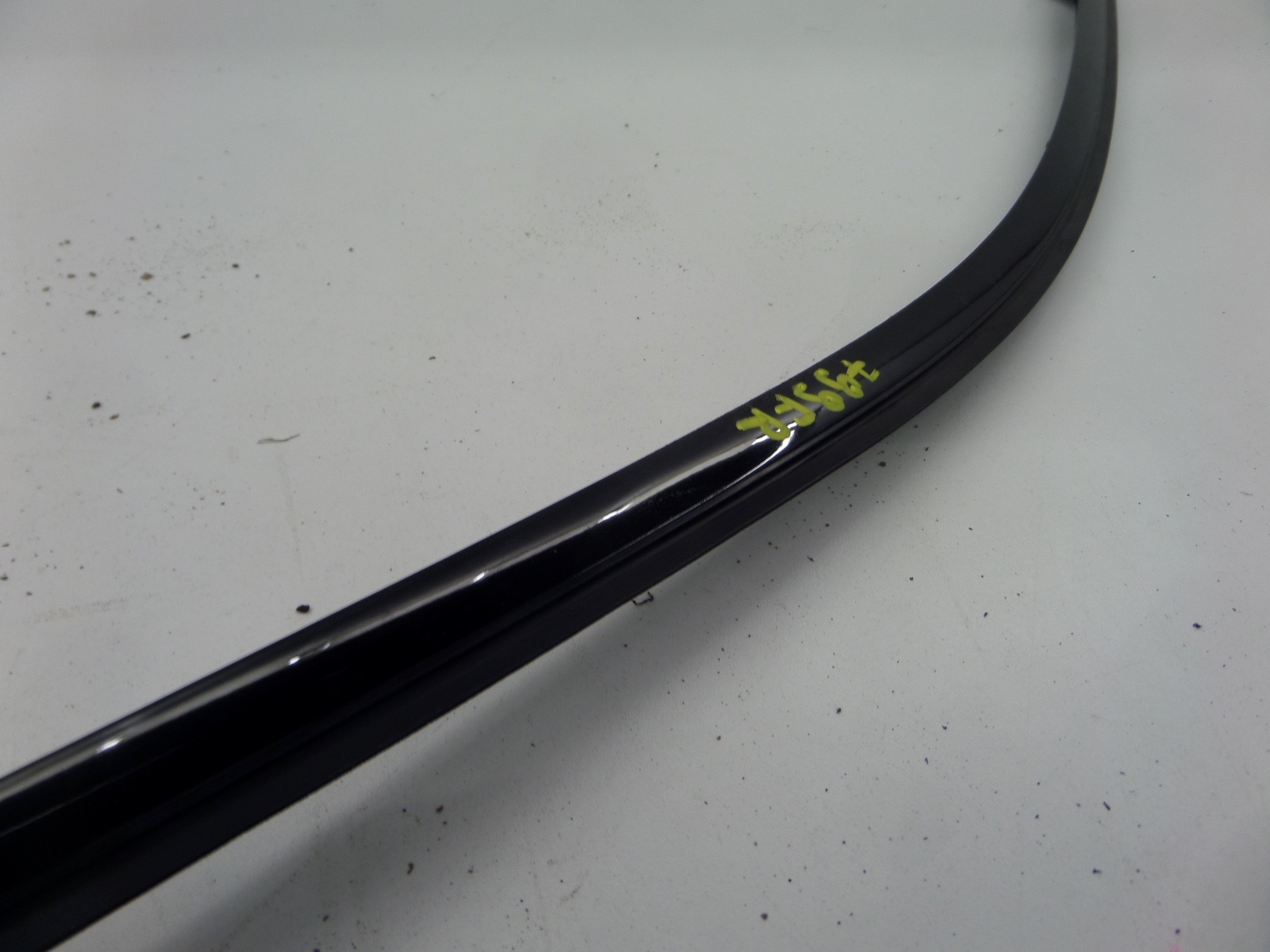 BMW 540i Right Front Shadowline Door Window Frame Molding Trim Black ...