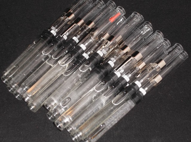 25 pcs.Precision Pinpoint refillable oiler pen w/oil-2 1/4" needle ...