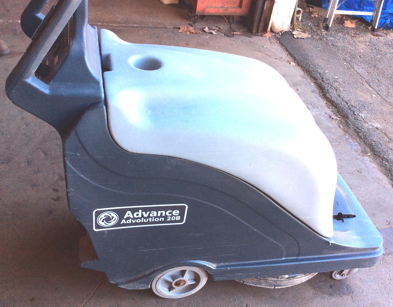 ADVANCE ADVOLUTION 20B 20" BURNISHER/BUFFER SUPER CLEAN-LOW HOURS! | eBay