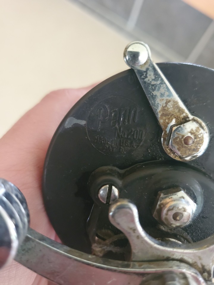 Penn Jigmaster 500L fishing reel, the Penn Surfmaster 200 model. | eBay