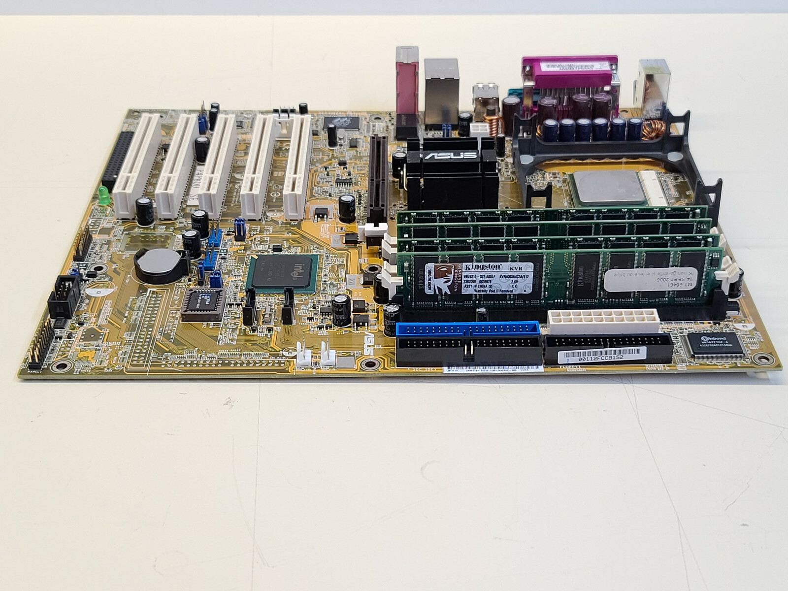 Asus P4P800 SE Rev 2.00 865PE + Pentium 4 3GHz + 3GB + I/O Shield COMBO ...