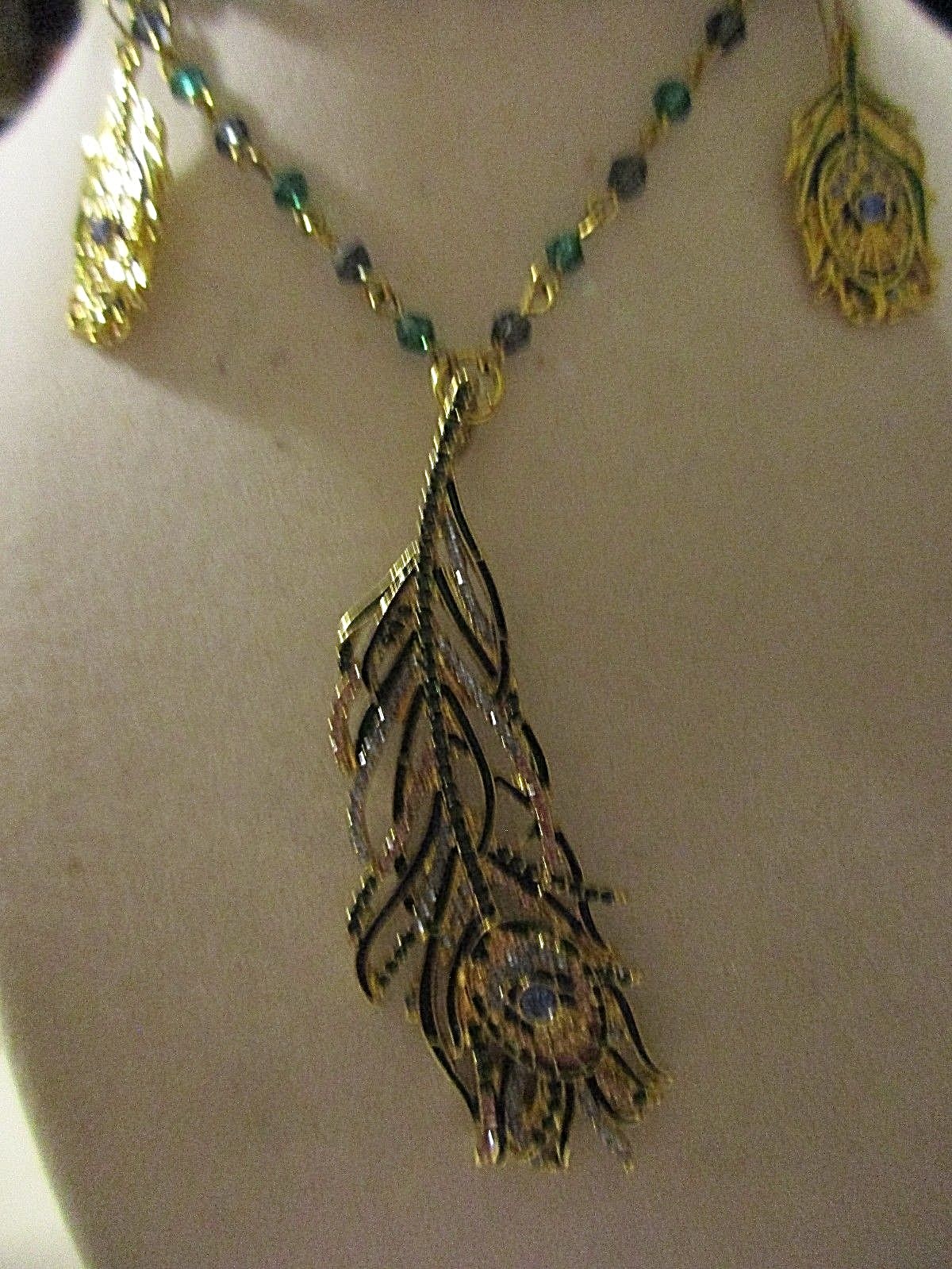 MMA SWAROVSKI CRYSTAL PEACOK FEATHER NECKLACE AND PIERCED EARRING SET ...