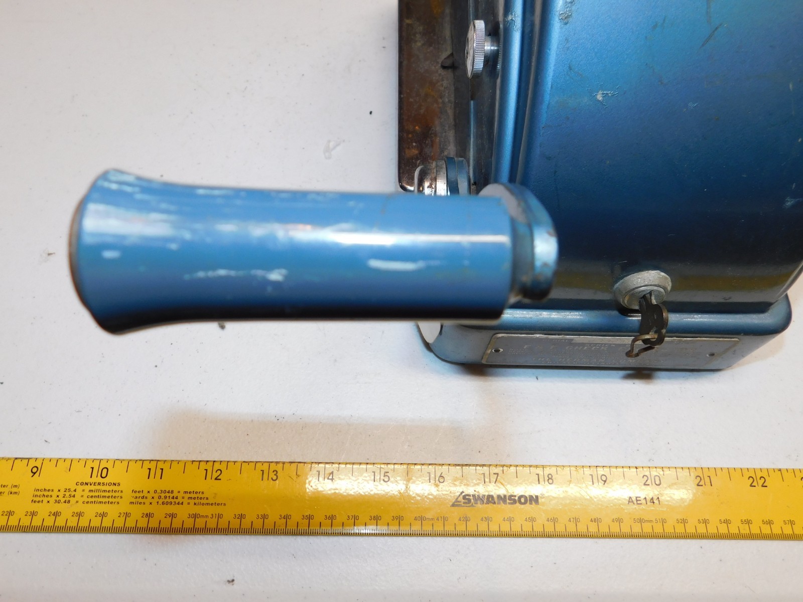 Vintage F & E Hedman Company Check Protector Series 900 w/ Key F&E | eBay