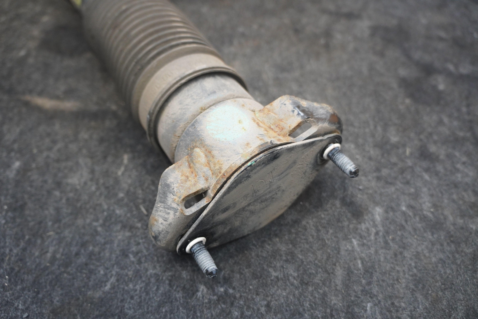 Rear Shock Absorber Spring Strut 1663202630 Mercedes GL63 X166 2013-16 ...