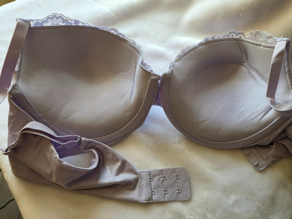Maidenform Women's 38B Comfort Devotion Your Lift Underwire Bra DM1195 ...