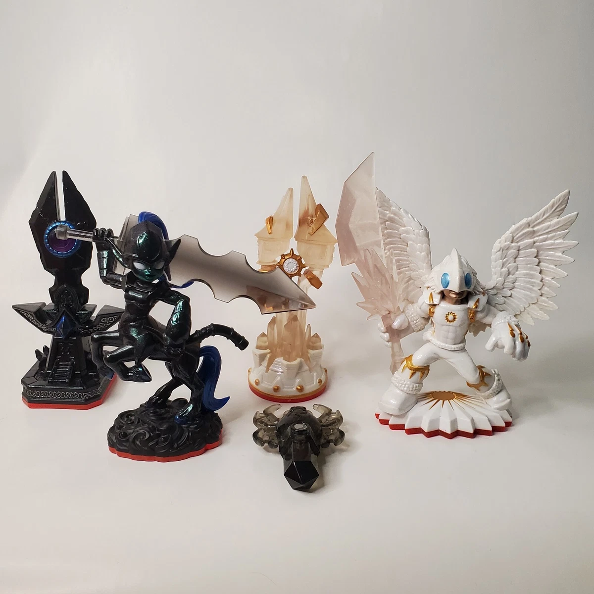 Skylanders Trap Team Light And Dark Adventure Packs