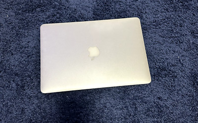 Apple MacBook Air 13 inch Laptop (2015) Silver 8GB Memory 8710195018880 ...