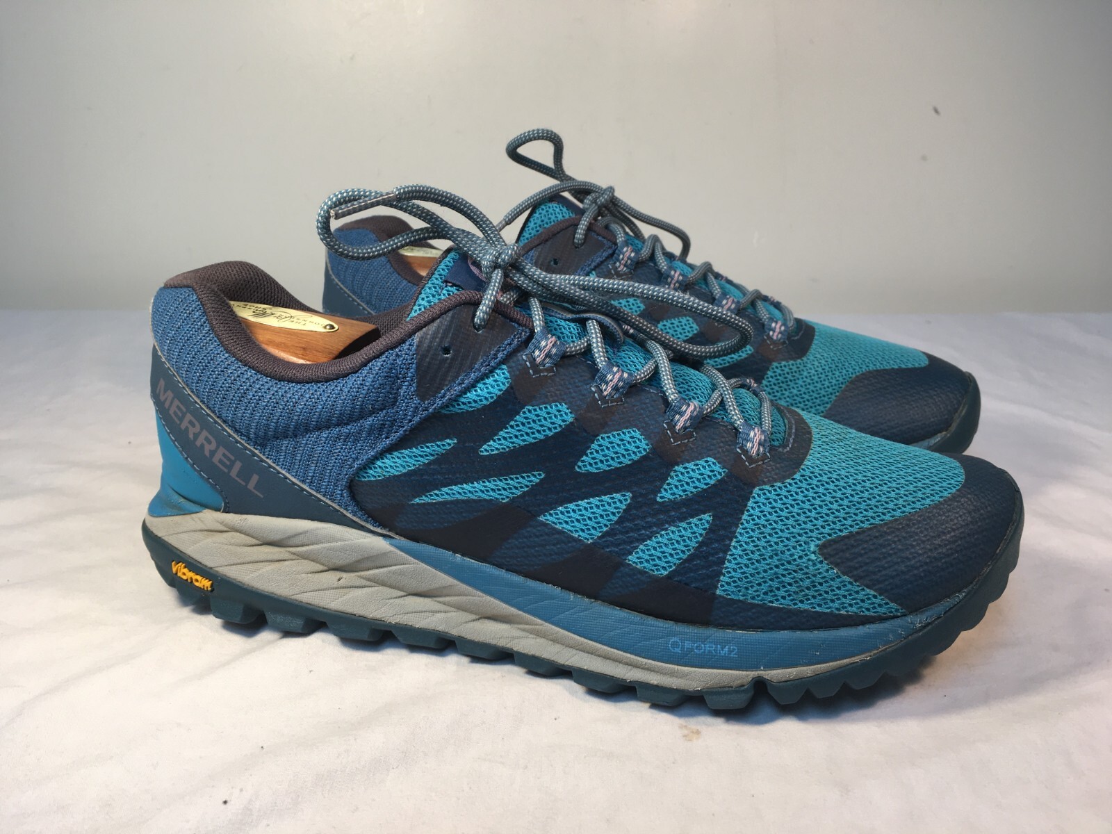 Merrell Hiking Shoes Women's Blue Vibram Soles Trail - US 11 | eBay